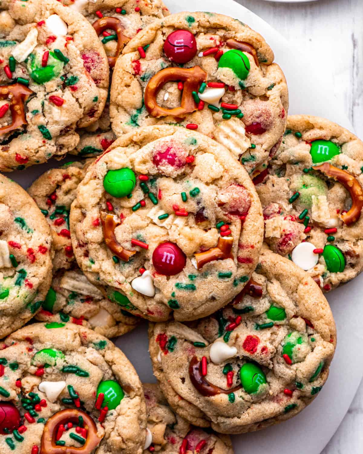 How to Make a Christmas Cookie Box - In Bloom Bakery